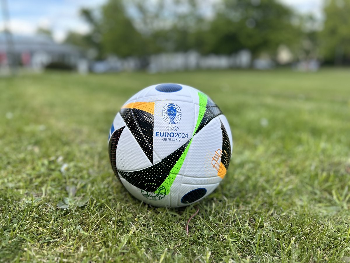 Der EM-Ball auf seinem Weg durch das VBB-Land | VBB imPuls